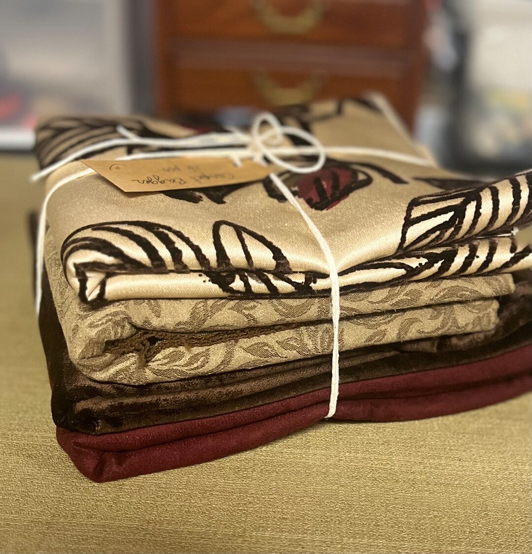 Vintage Carpet Bagger Bundle of Upholstered Fabric - Etsy