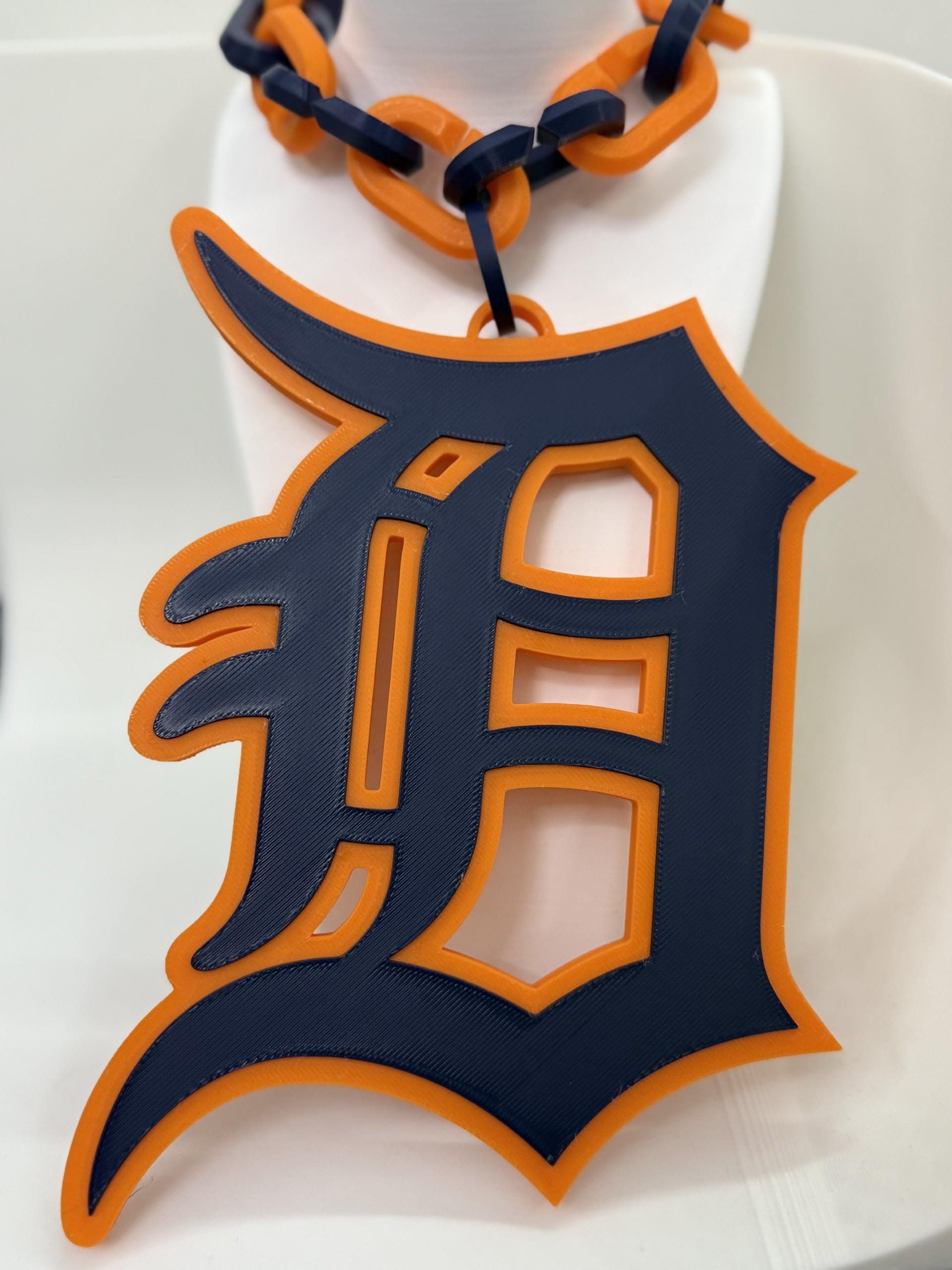3D Printed Detroit D Oversized Chain - Etsy