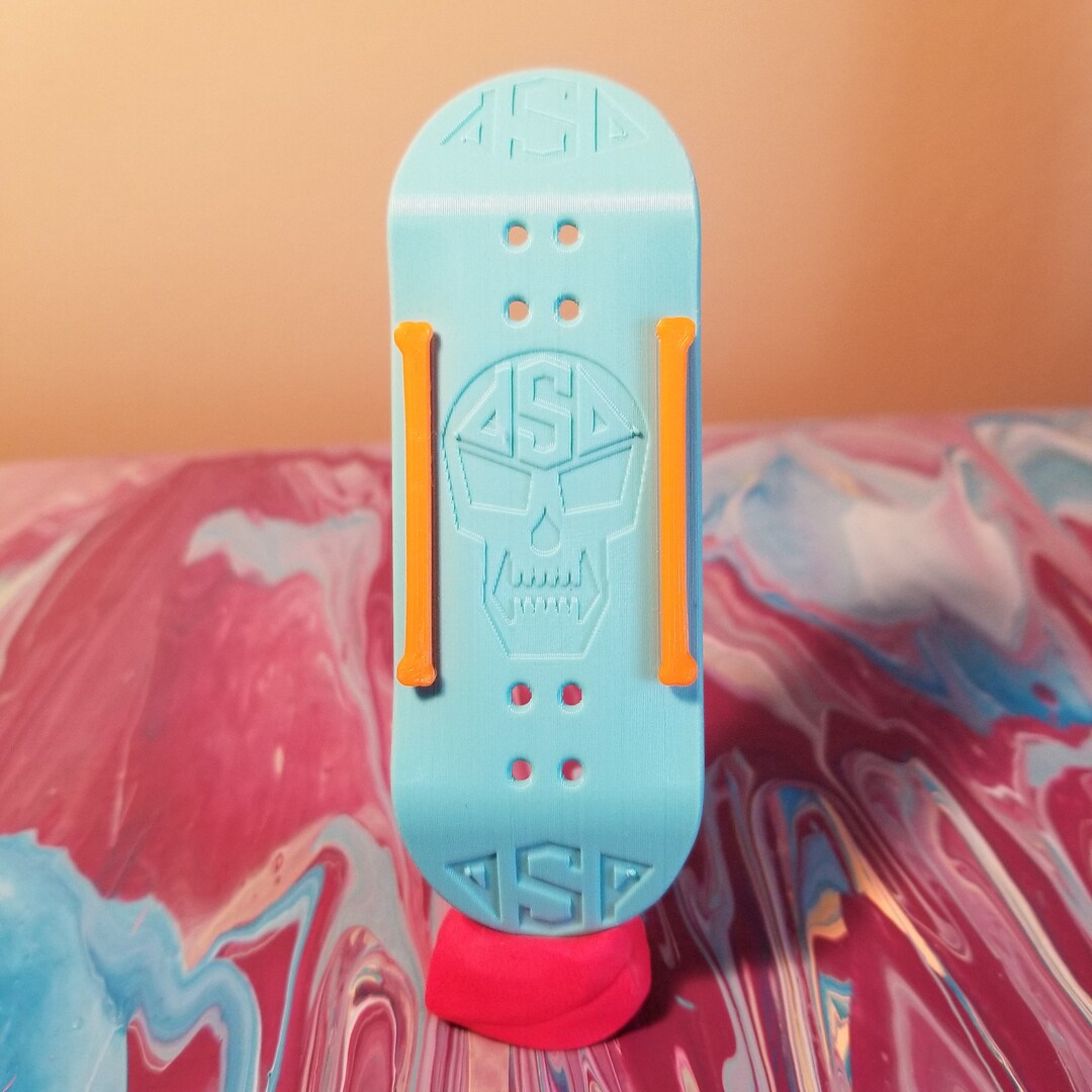 Shop Deck - DSD Skull and Bones - Fingerboard 34x99 - FREE Wheels and ...