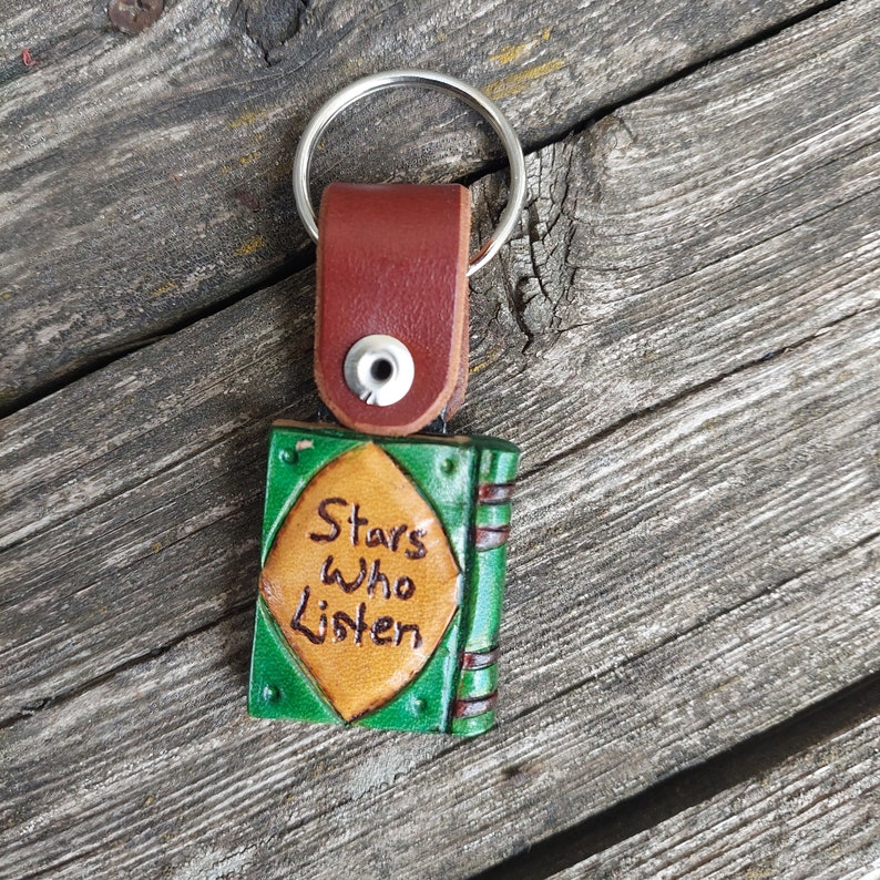 ACOTAR A Court of Thorns and Roses Leather Keychain - Etsy