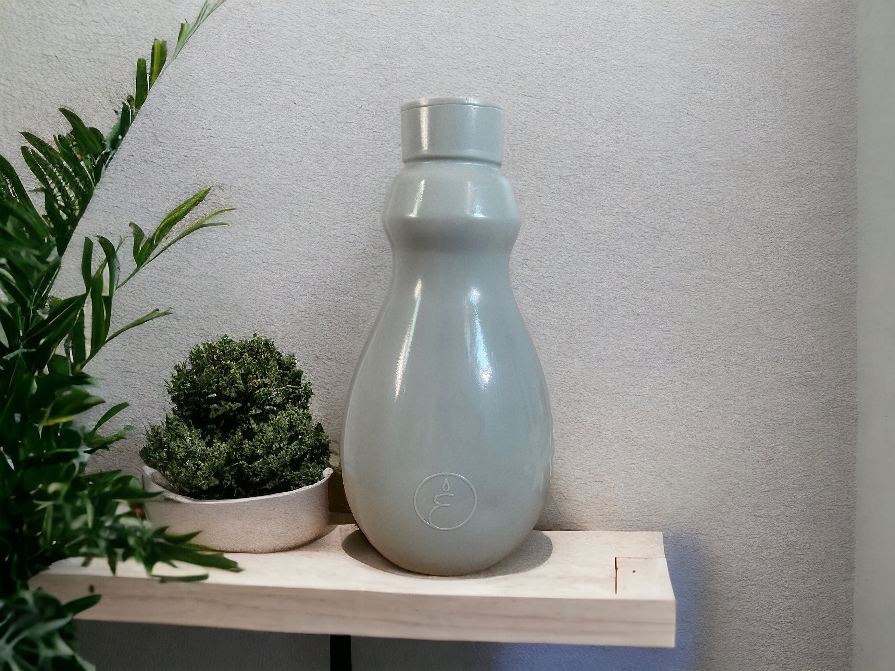 Bouteille pour ablutions, bottle istinja, wudu, ergonomique crée ...