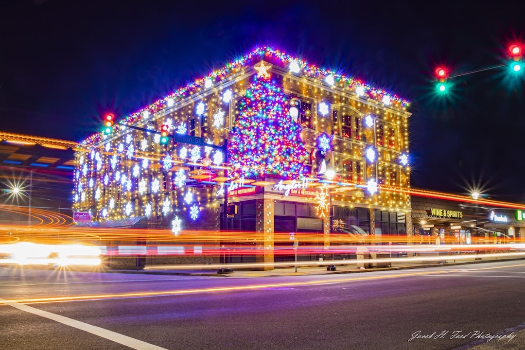 Angelo’s II Restaurant on Nobember Evening With Light Trails - Etsy