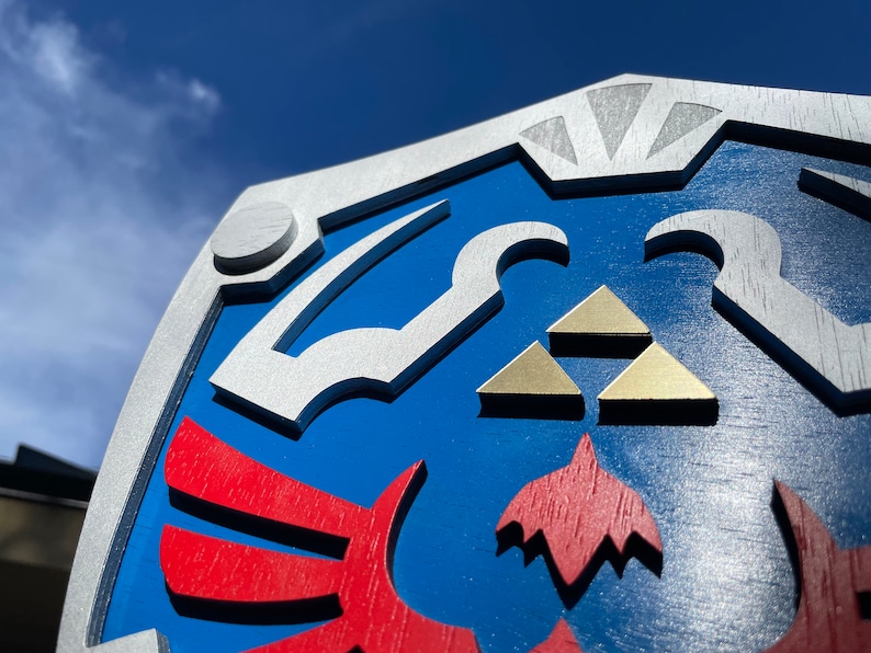 Wood 3D Hylian Shield - Etsy