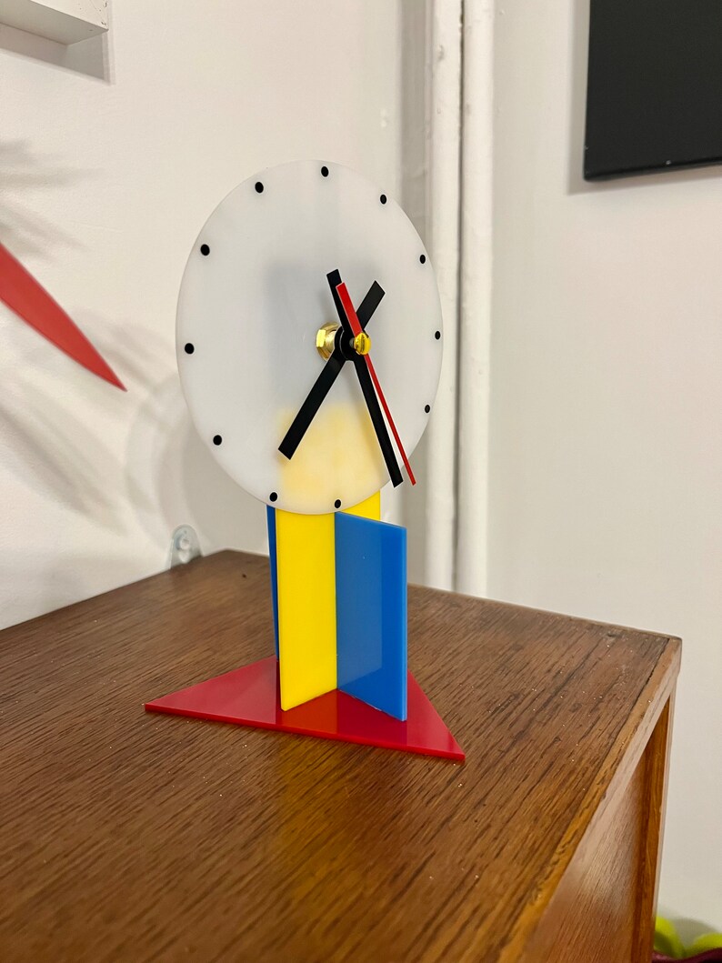 Memphis Mid Century Table Clock - Etsy