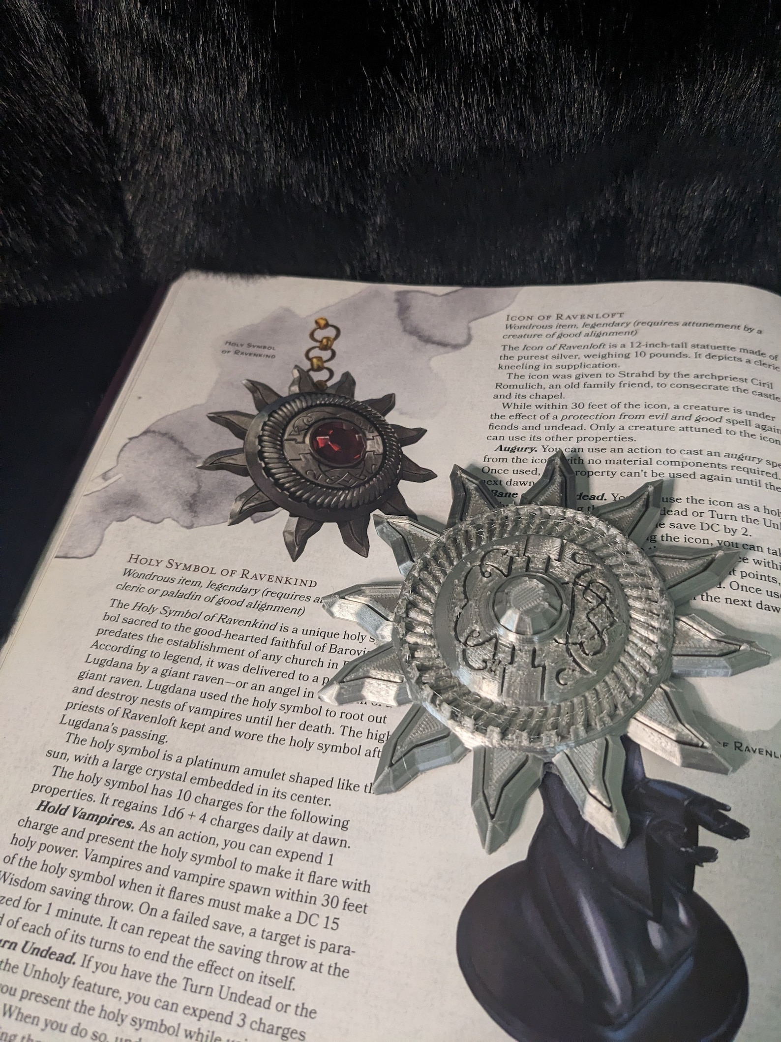 Holy Symbol of Ravenkind - Etsy