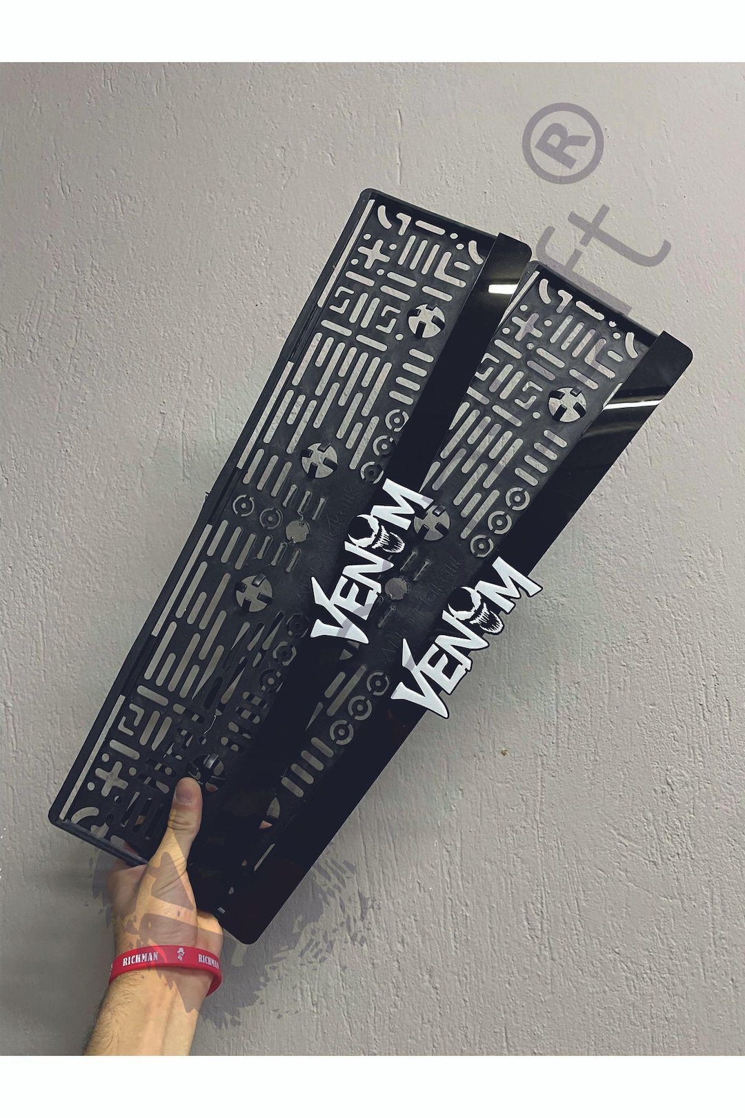 Venom-themed Plexiglass Car License Plate Frame - Etsy