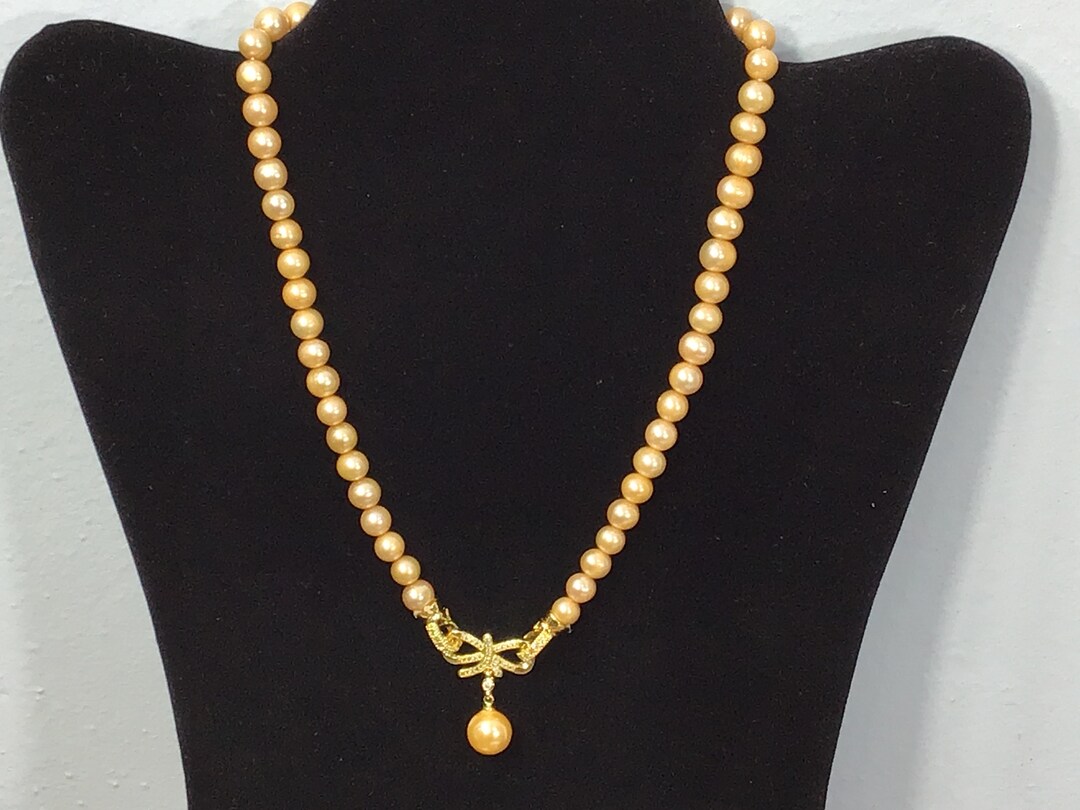 Golden Susan (金蘇珊) — Authentic Seawater Cultured Pearl Necklace - Etsy