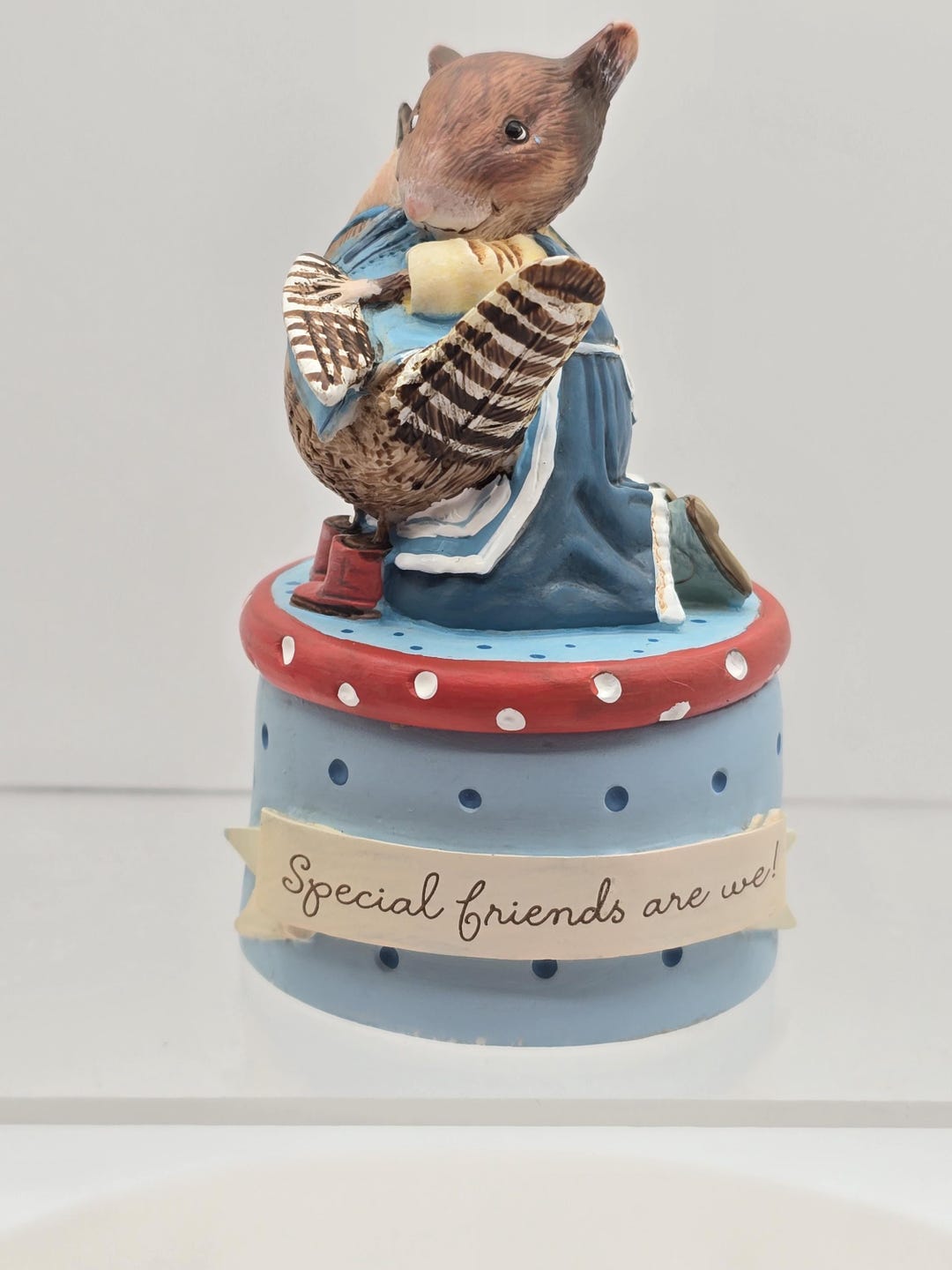 Vintage Vera the Mouse Trinket Box: Hallmark Marjolein Bastin ...