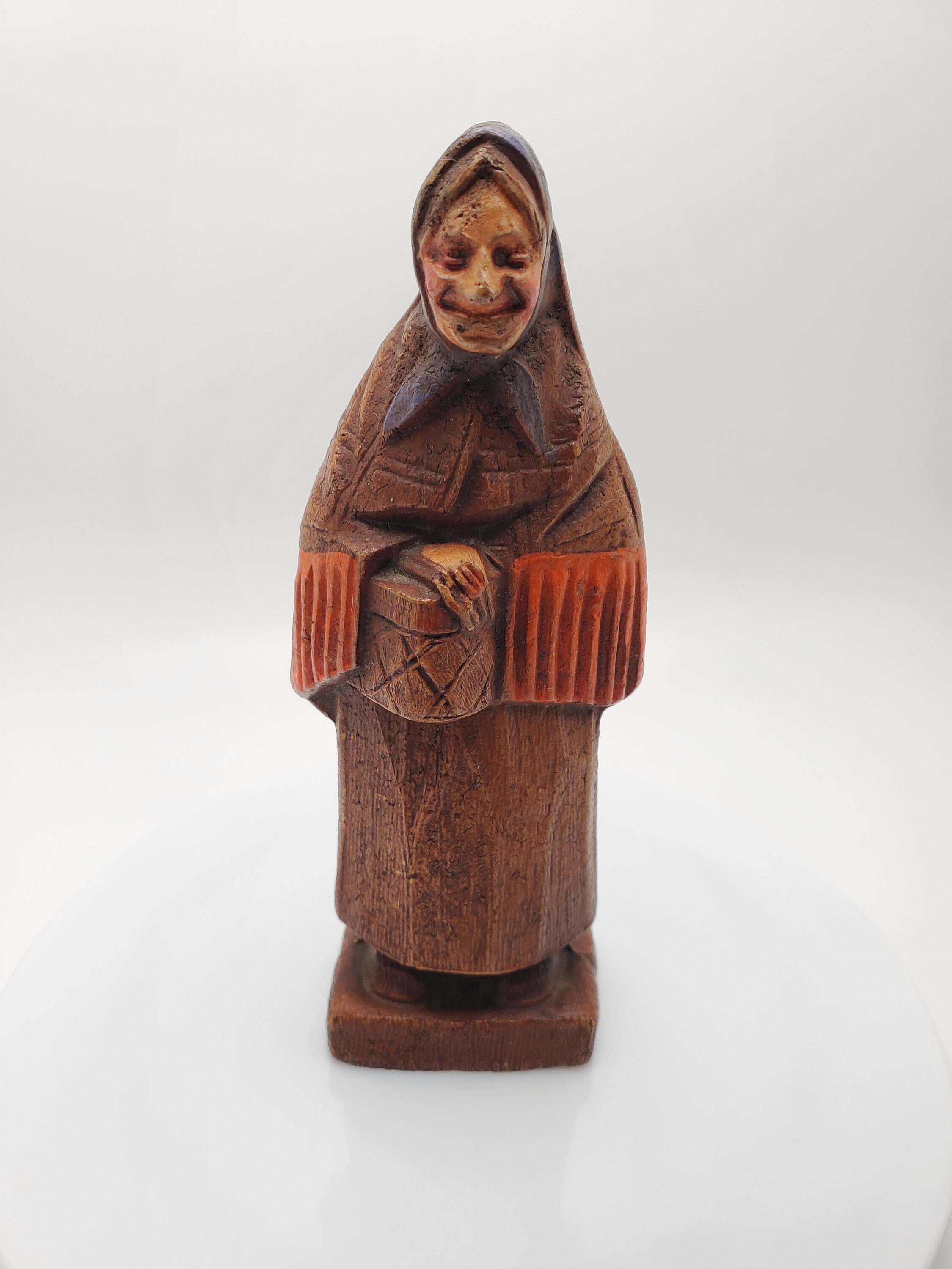 Vintage Judaica Syroco Wood Figurine of Old Jewish Bubbe and Zadye ...