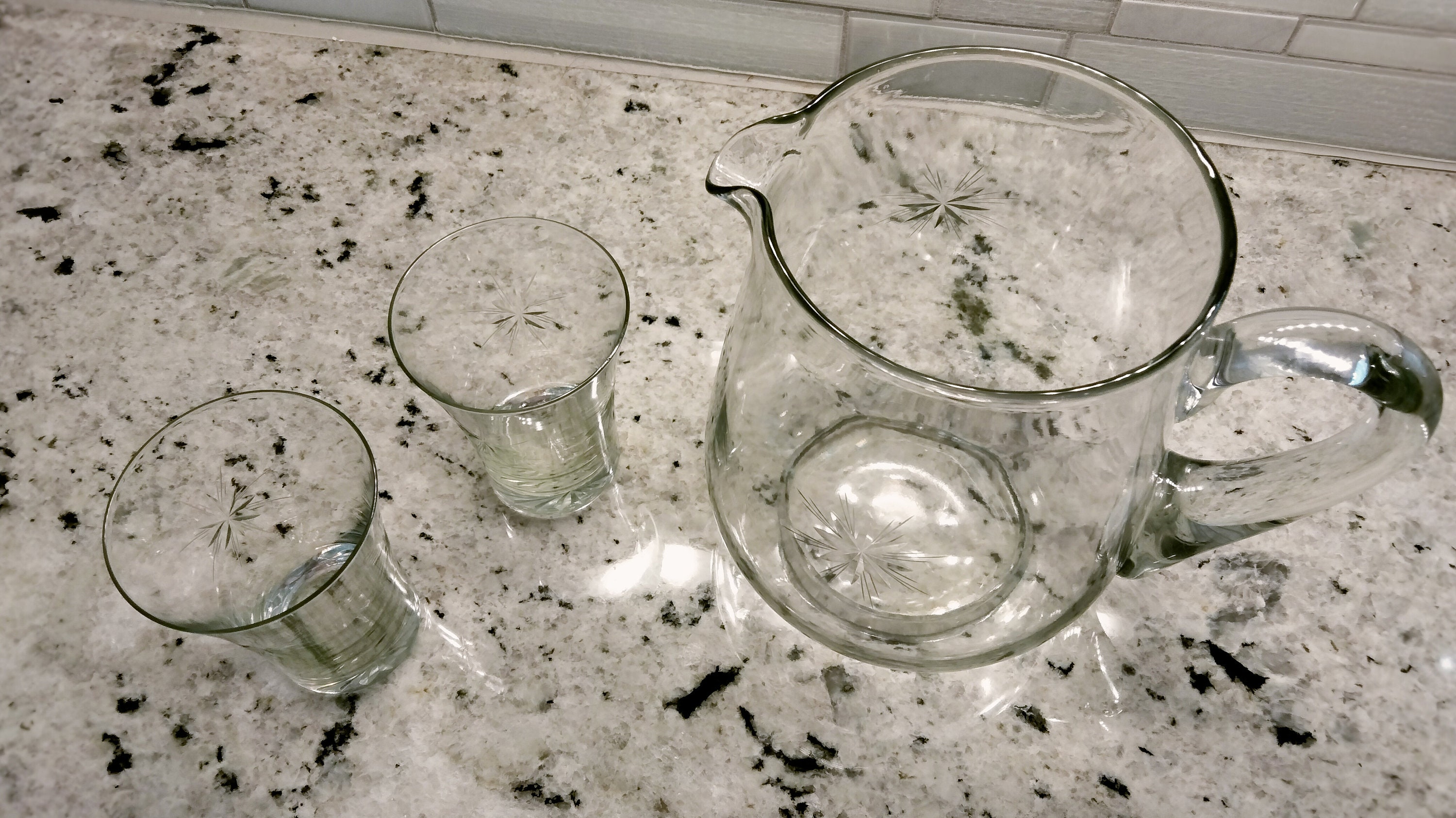 Vintage Starburst Clear Glass Pitcher With Handle 80 Oz With Two 7 Oz ...