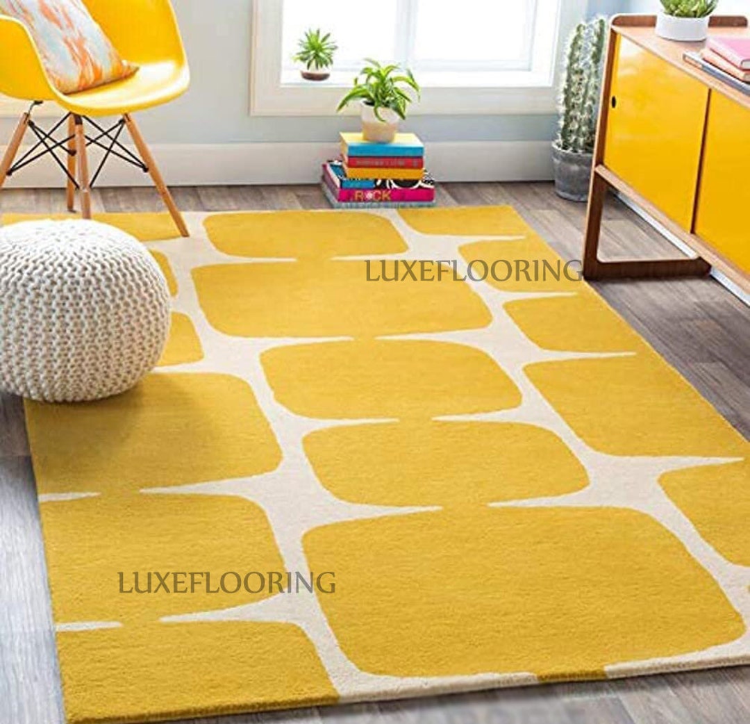 Yellow Scion Scallop Hand Tufted Rug 100% Woolen Handmade Tufted Plaid ...