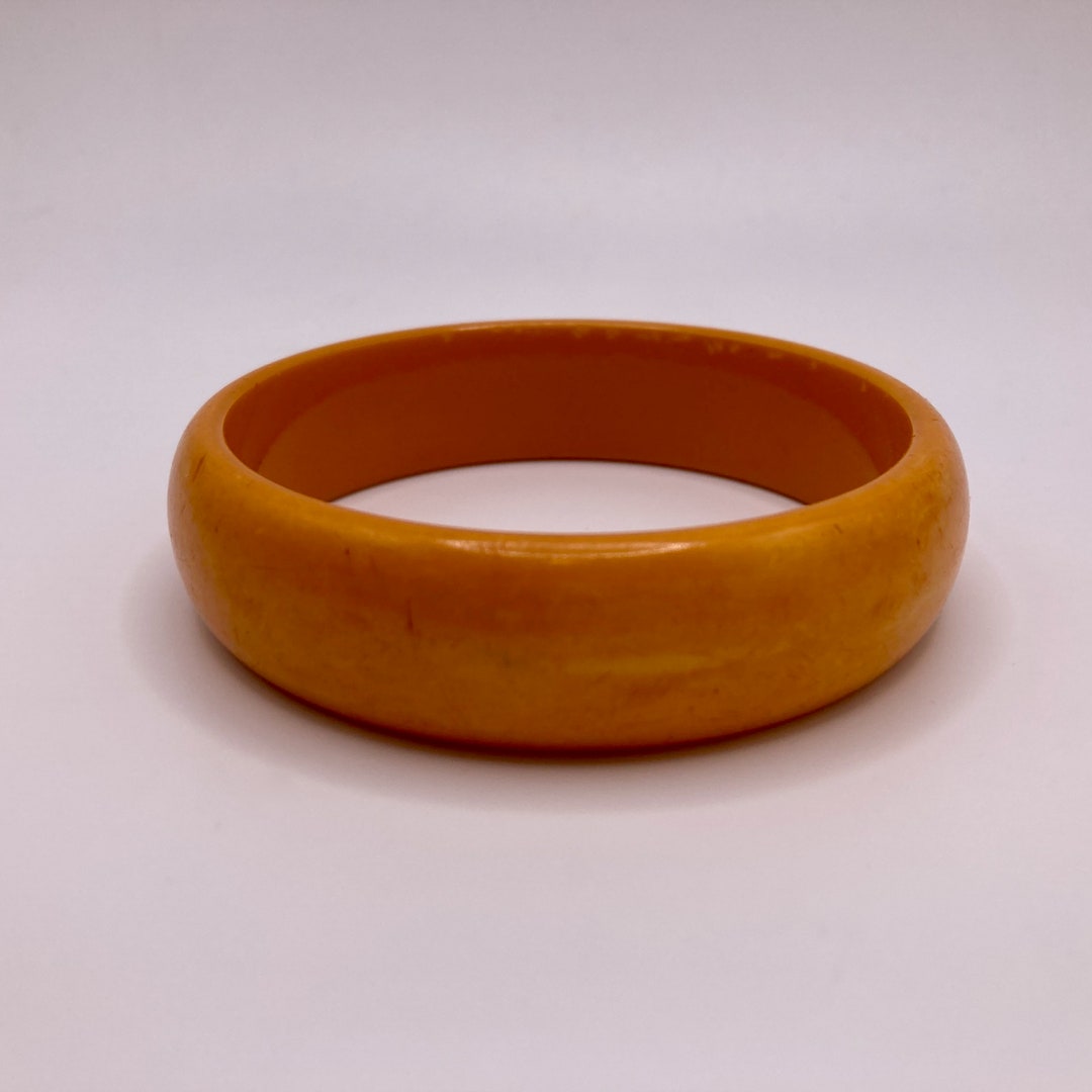 1930s/1940s Vintage Butterscotch Bakelite Bangle - Etsy
