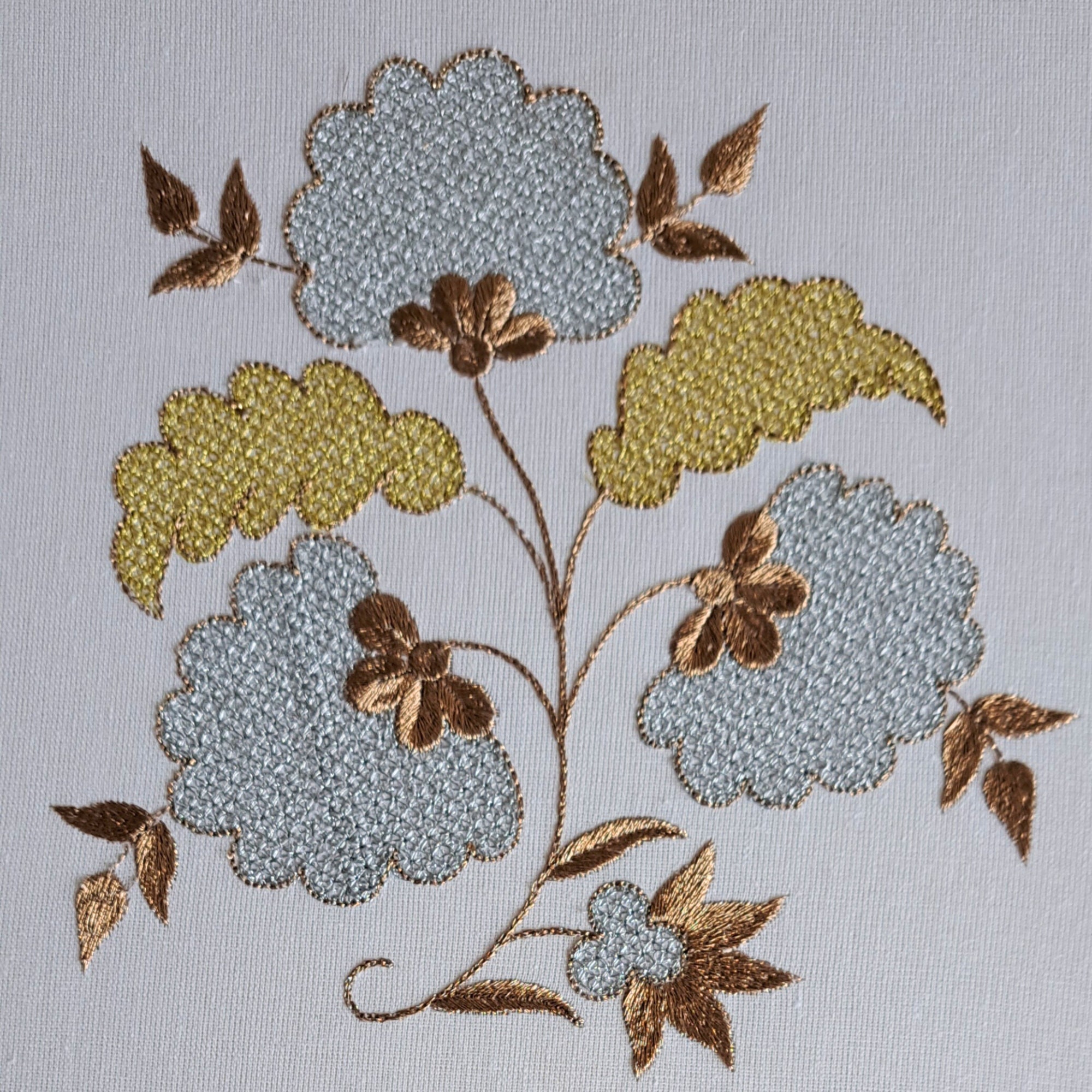 Turkish Folk Embroidery Art Gold Flower Machine Embroidery With Flowers ...