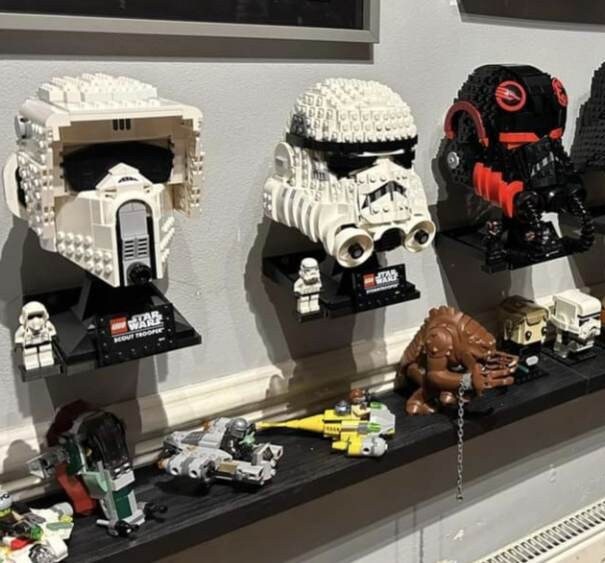 Mini Figure & Lego Helmet Collection Bracket/wall Mount, Star Wars, DC ...