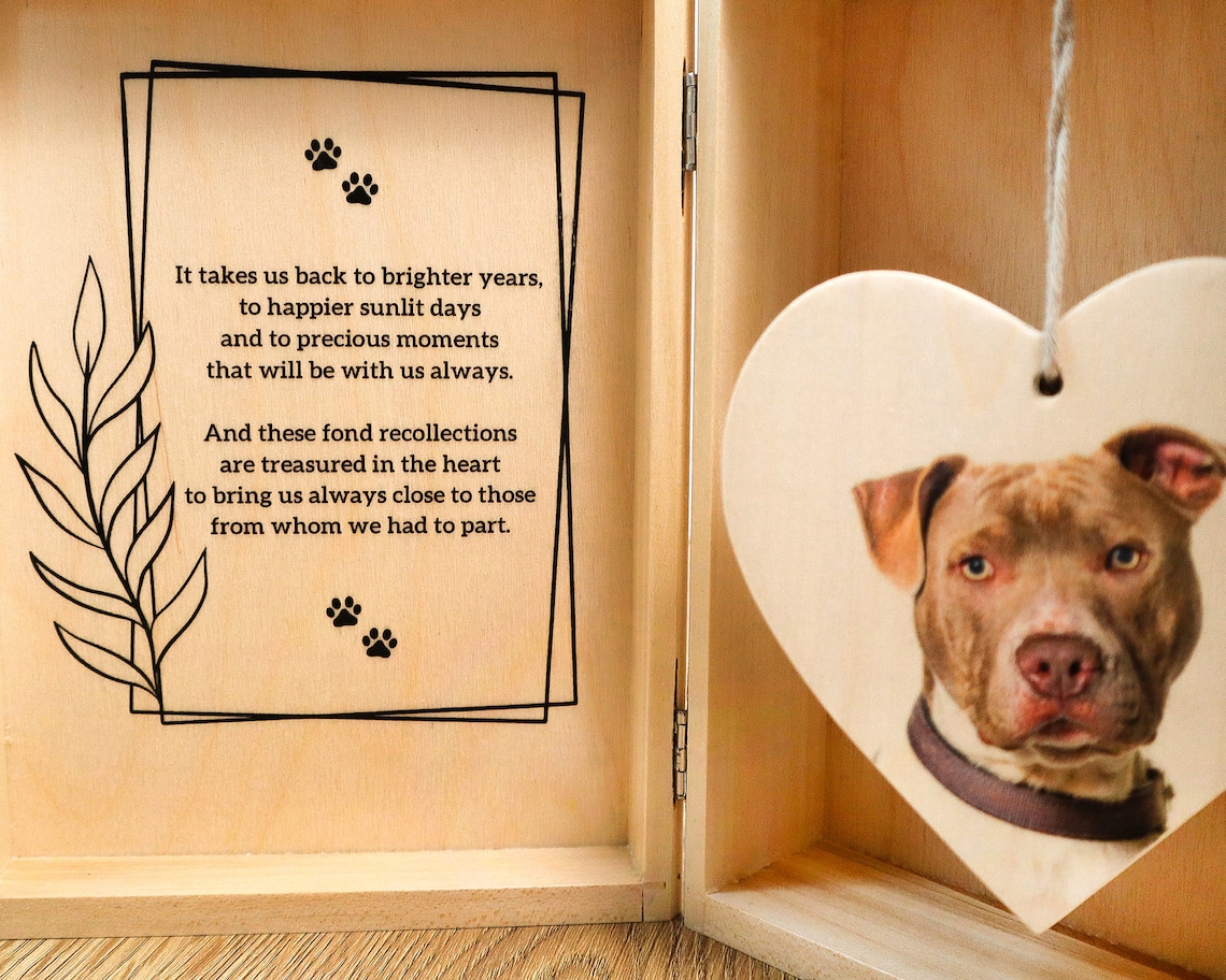 In Loving Memory: Personalized Wooden Pet Memorial Gift - Etsy