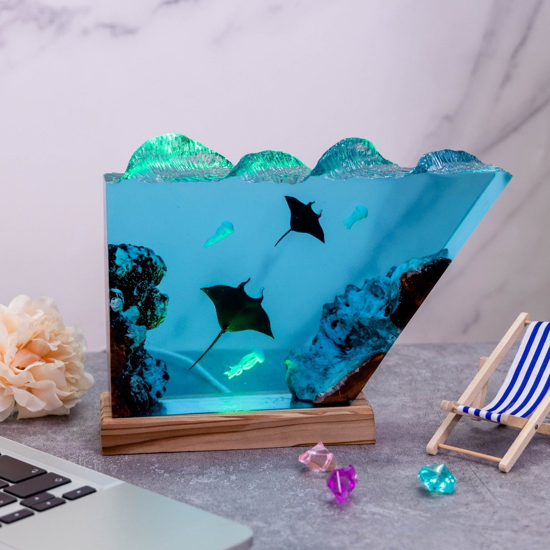 Jellyfishes and Manta Ray Lamp, Epoxy Resin Lamp, Ocean Resin Lamp ...