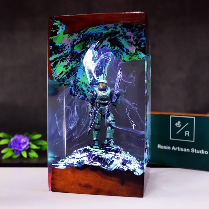 Halo Master Chief Night Light, Halo Figure Decor Home, Unique Night ...