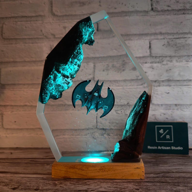 Batwing DC Figure, Batwing Statue, Batwing Model, Resin Lamp, Wood Lamp ...