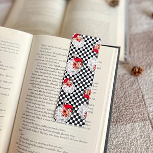 Retro Santa Bookmarks | Little Turkey Shoppe | Christmas Tree Bookmark ...