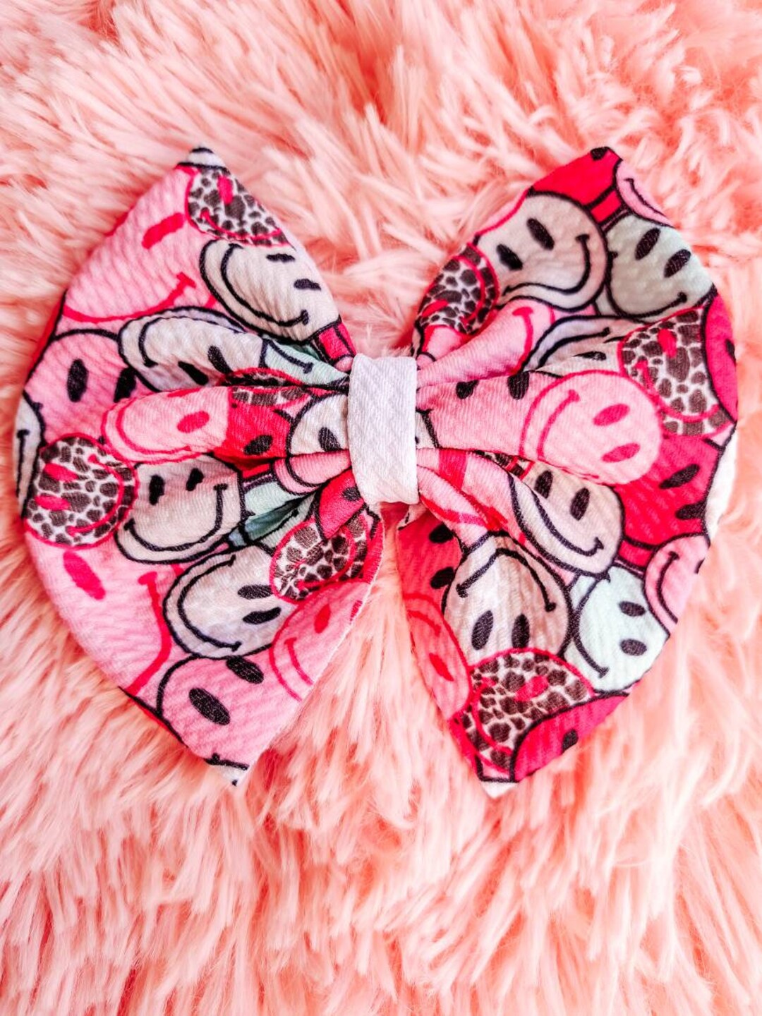 Pink Smiley Bow - Etsy