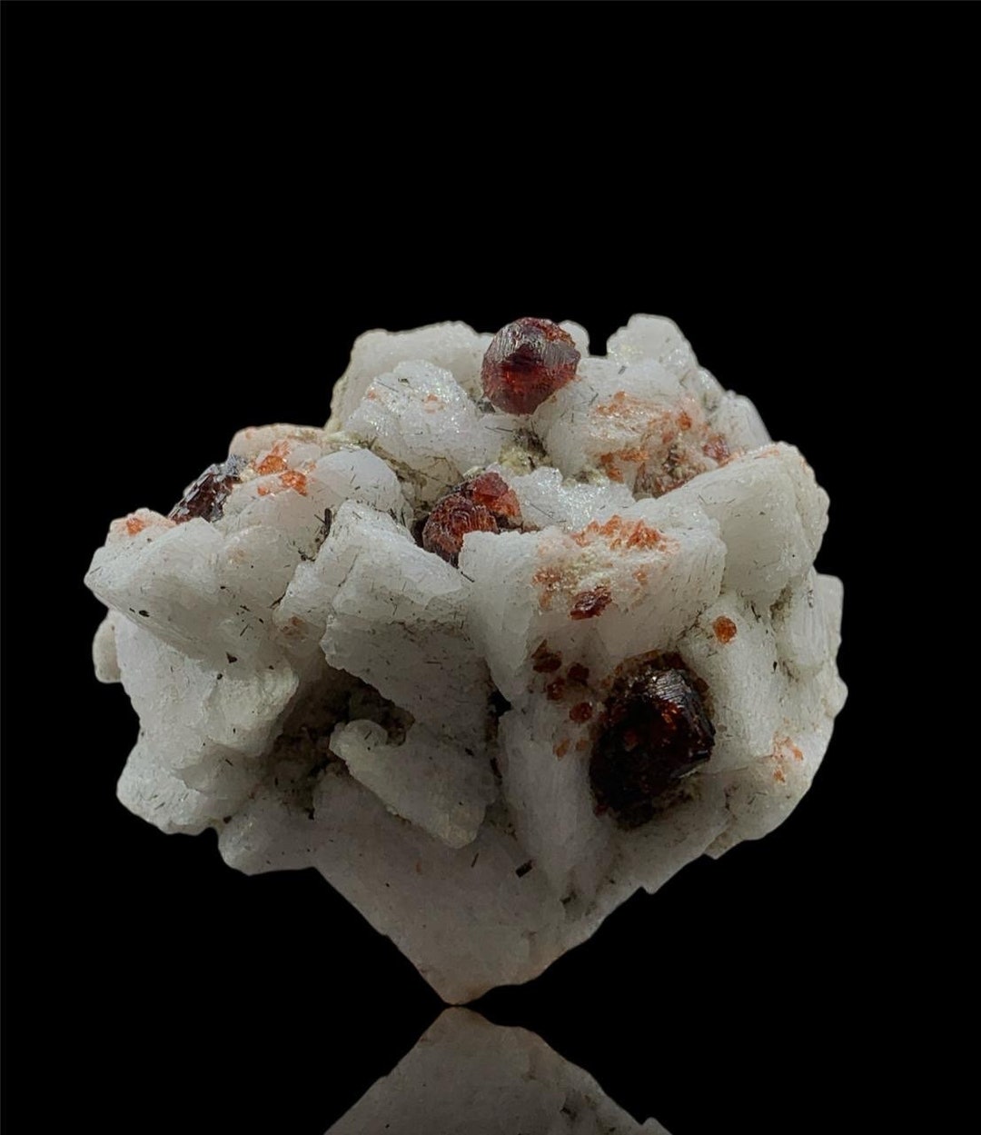 Red Garnet With Fieldspar Garnet Specimen for Collection Red Garnet ...