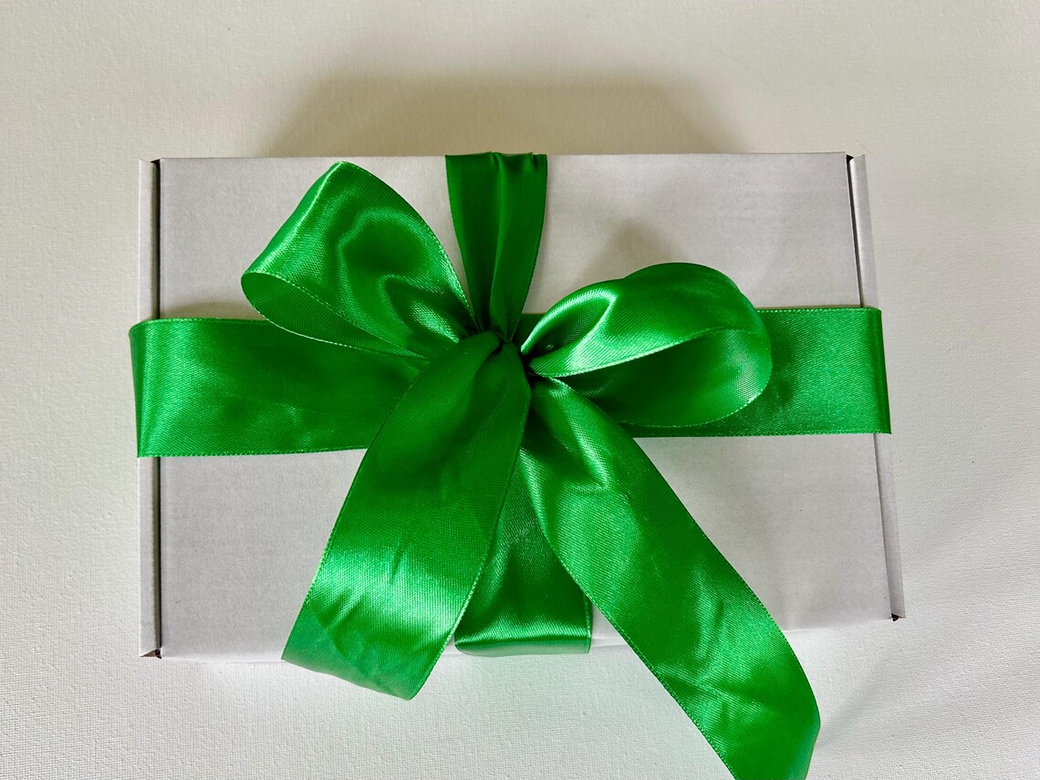 St. Patrick's Day Treat Box, Snack Box, Lucky Charms, Green Themed Gift ...