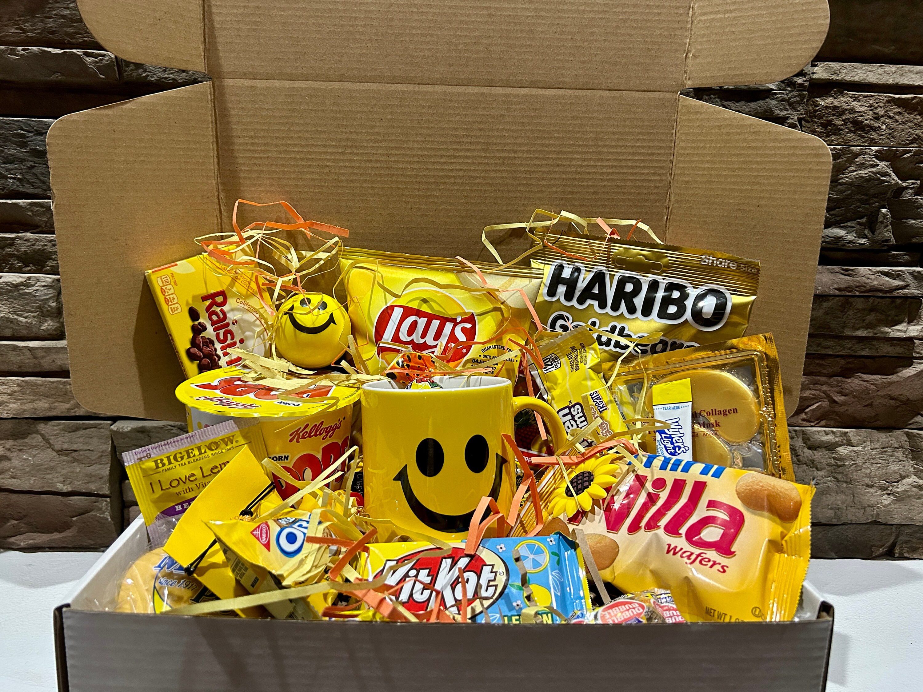 Sunshine Gift Box, Cheer up Gift, Care Package, Gift Box for Women ...