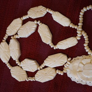 Art Deco, Hand Carved Bone Necklace 1930's - Etsy