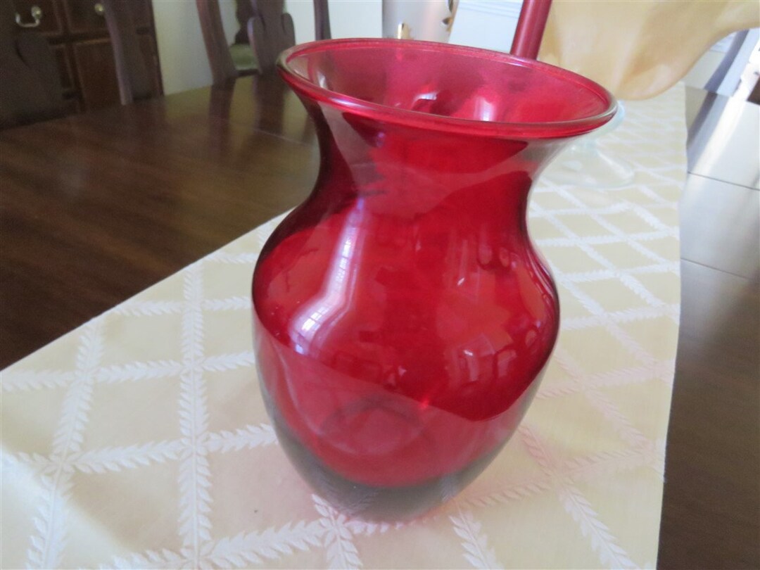 Vintage Large Ruby Red Vase Anchor Hocking - Etsy