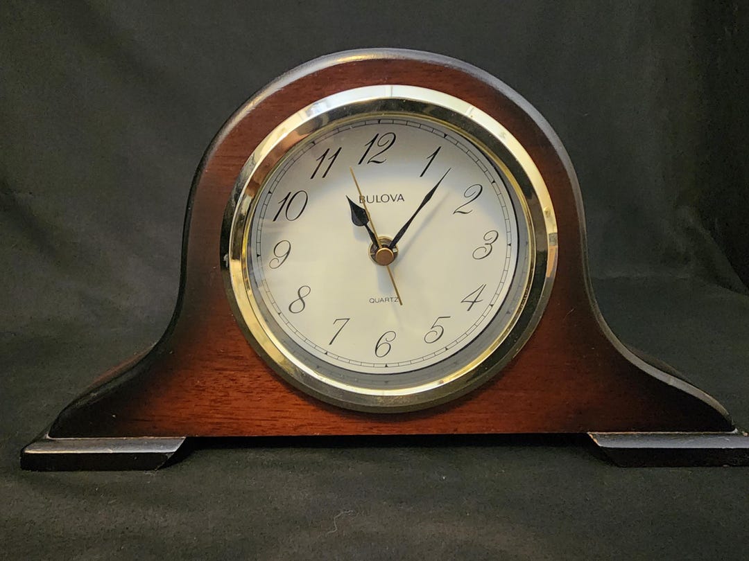 Vintage Bulova Quartz Mantel Clock Works Japan Movement Wood Casing B52 ...
