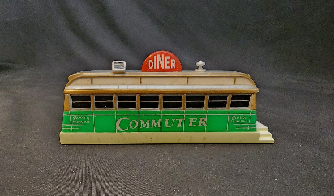 Commuter Diner Railroad Dining Car Deco Design Lefton's Roadside USA ...