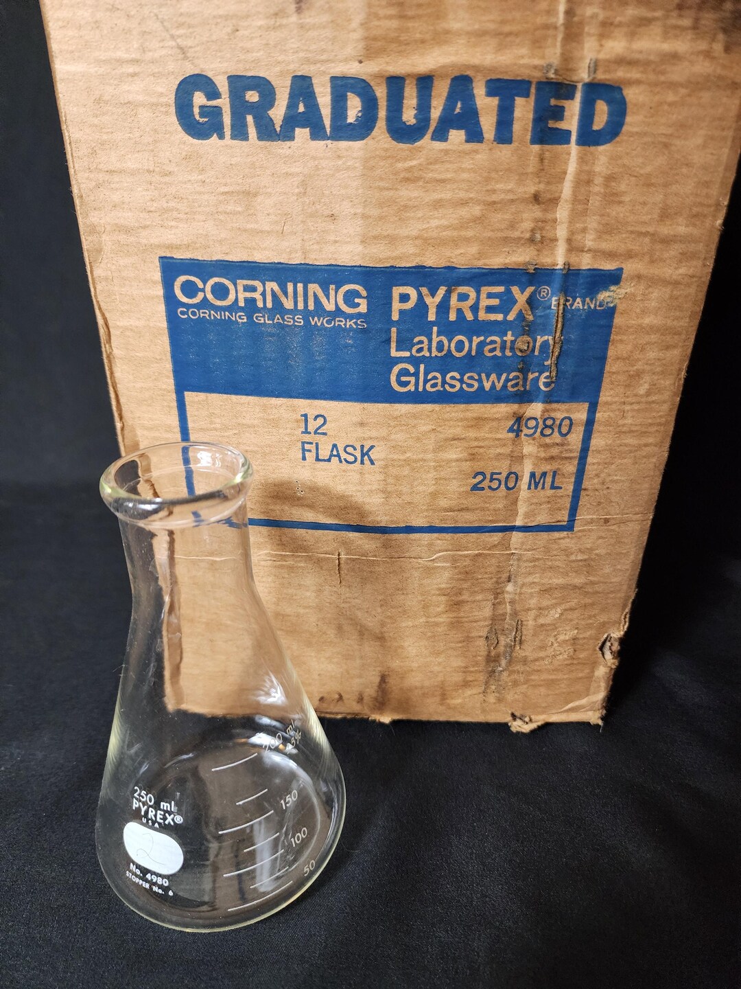 12 Corning Pyrex Glass 250ml Heavy Duty Rim Graduated Erlenmeyer Flask ...