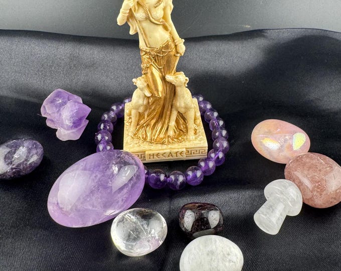 Hecate/hekate Greek Goddess Miniature Statue, Crystals Altar Set - Etsy