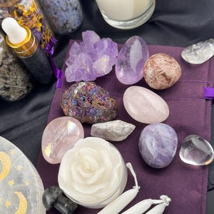 Greek Goddess Hera Full Altar, Hera Statue Mini, Chalice, Hera Offering ...