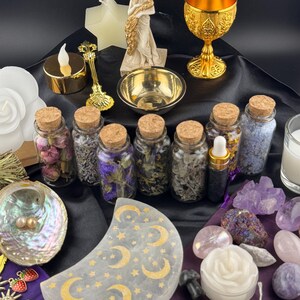Greek Goddess Hera Full Altar, Hera Statue Mini, Chalice, Hera Offering ...