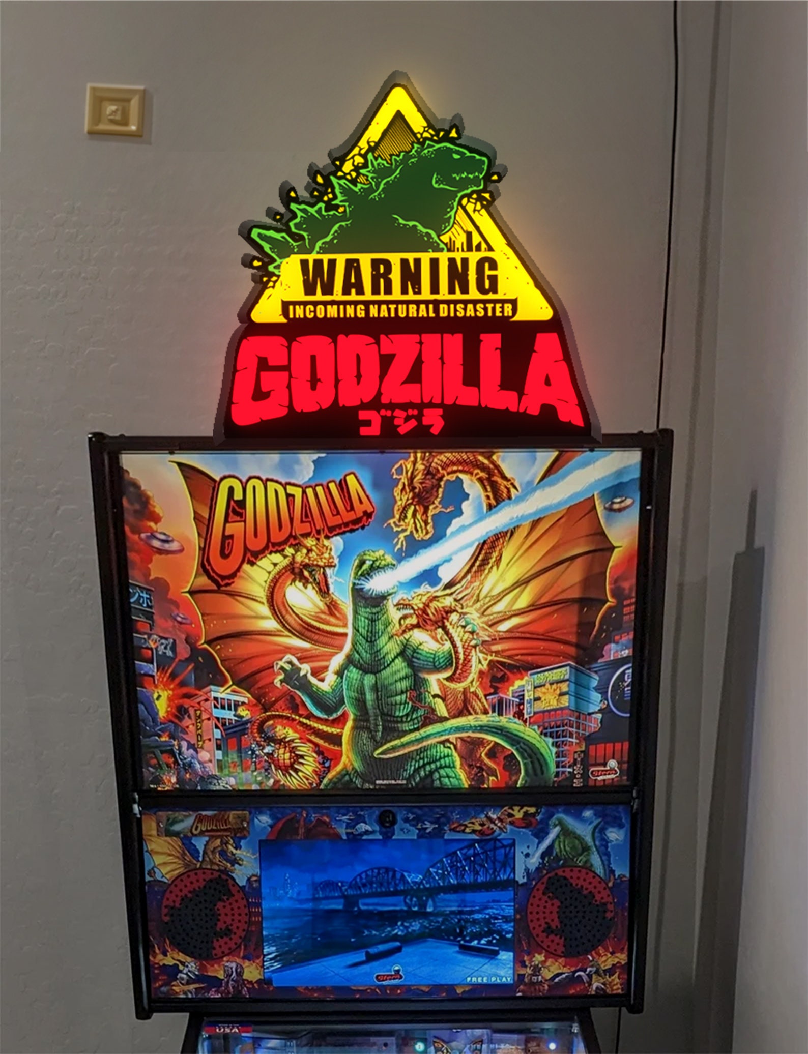 Ultra Rare Godzilla Warning Pinball Topper LED Lightbox - Limited ...