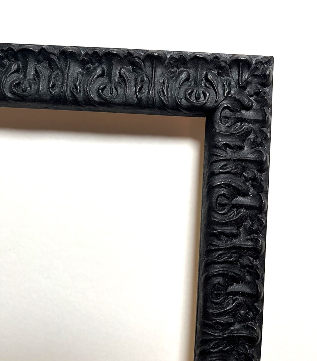 Black Vintage Ornate Traditional Frame for Wedding, Botanical or Family ...