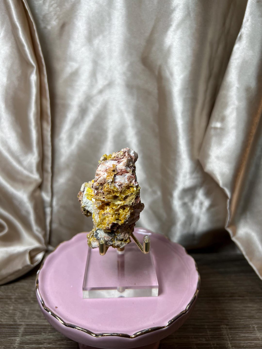 Wulfenite | Raw Crystal, Natural Stone, Metaphysical, Calming, Healing ...