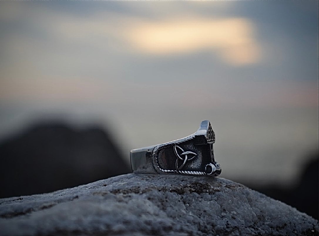Thor's Forge Signet, the Mjolnir Legacy Ring, Stylish Gift for Men's ...