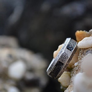 Norse Frostbite Viking Mythic Runes, Handcrafted Ring, Men's Creative ...