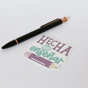 Hecho/hecha Para Enseñar" Sticker - Vibrant Spanish Teacher Decal ...