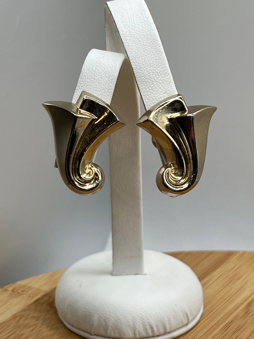 Vintage Late Art Deco Period Antique Gold Metal Puffy Scroll Signed ...