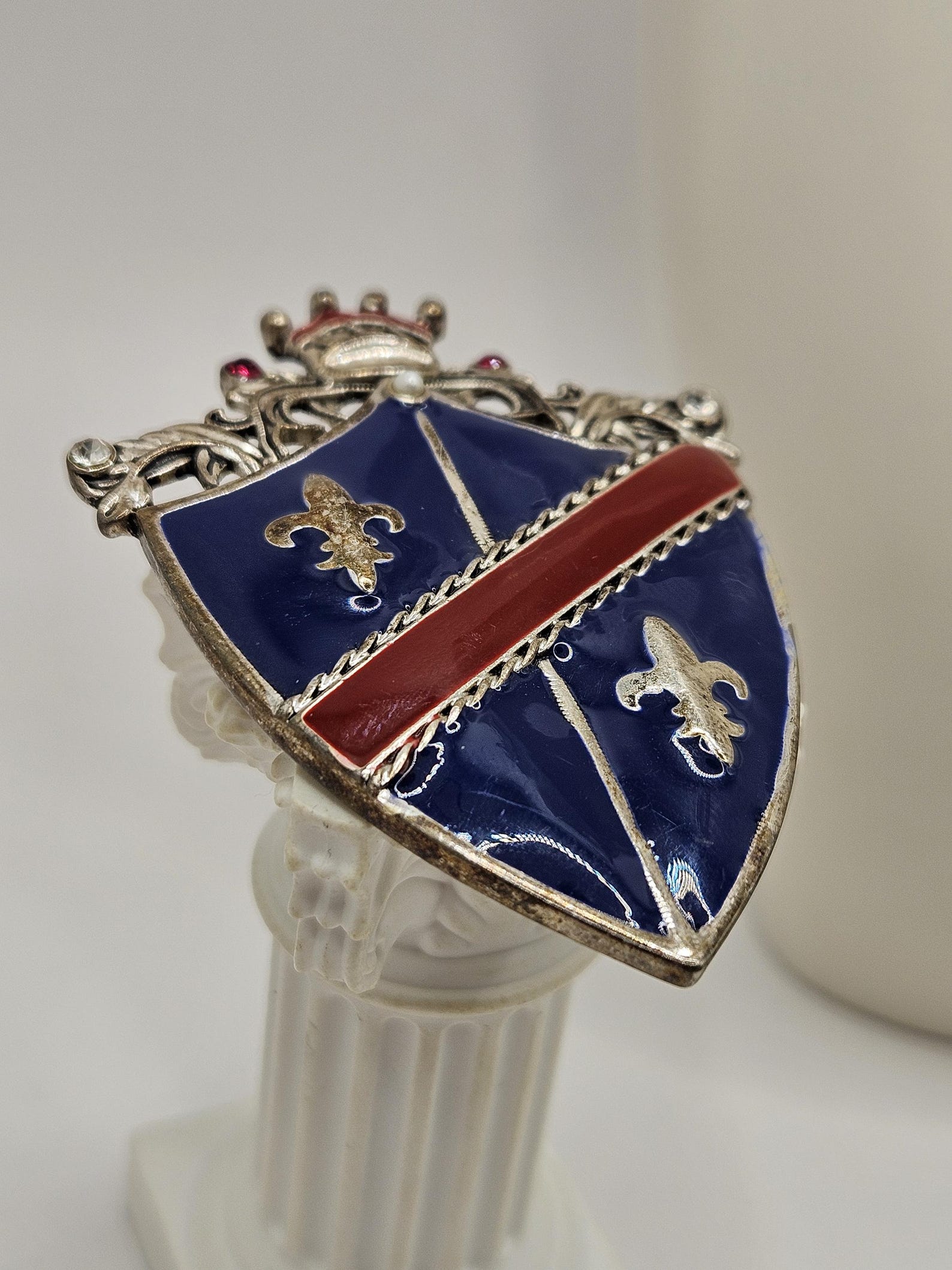 Beautiful Retro 1960s Mid Century Vintage Royal Theme Enamel ...