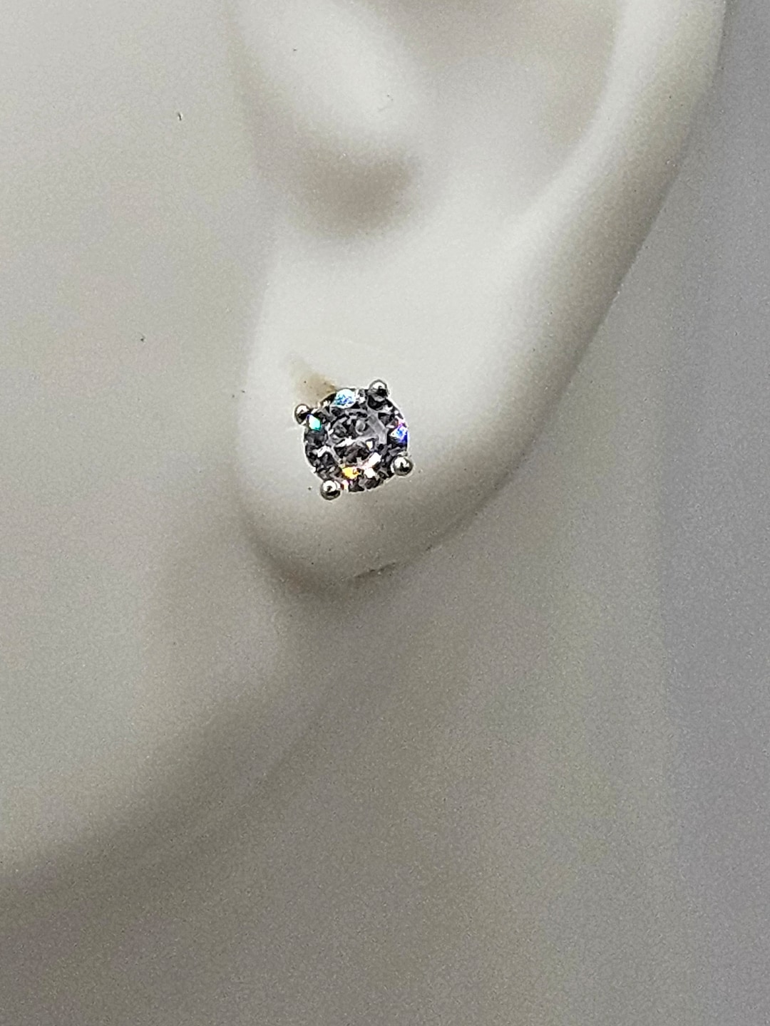 1990s-early 00s Y2k Modern Minimalist Vintage Classic Cz Cubic Zirconia ...