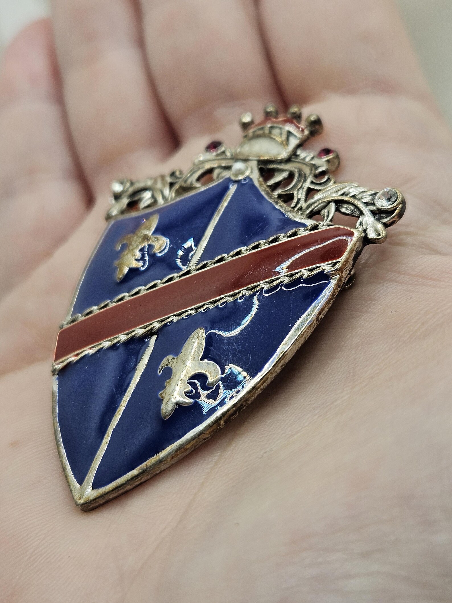 Beautiful Retro 1960s Mid Century Vintage Royal Theme Enamel ...