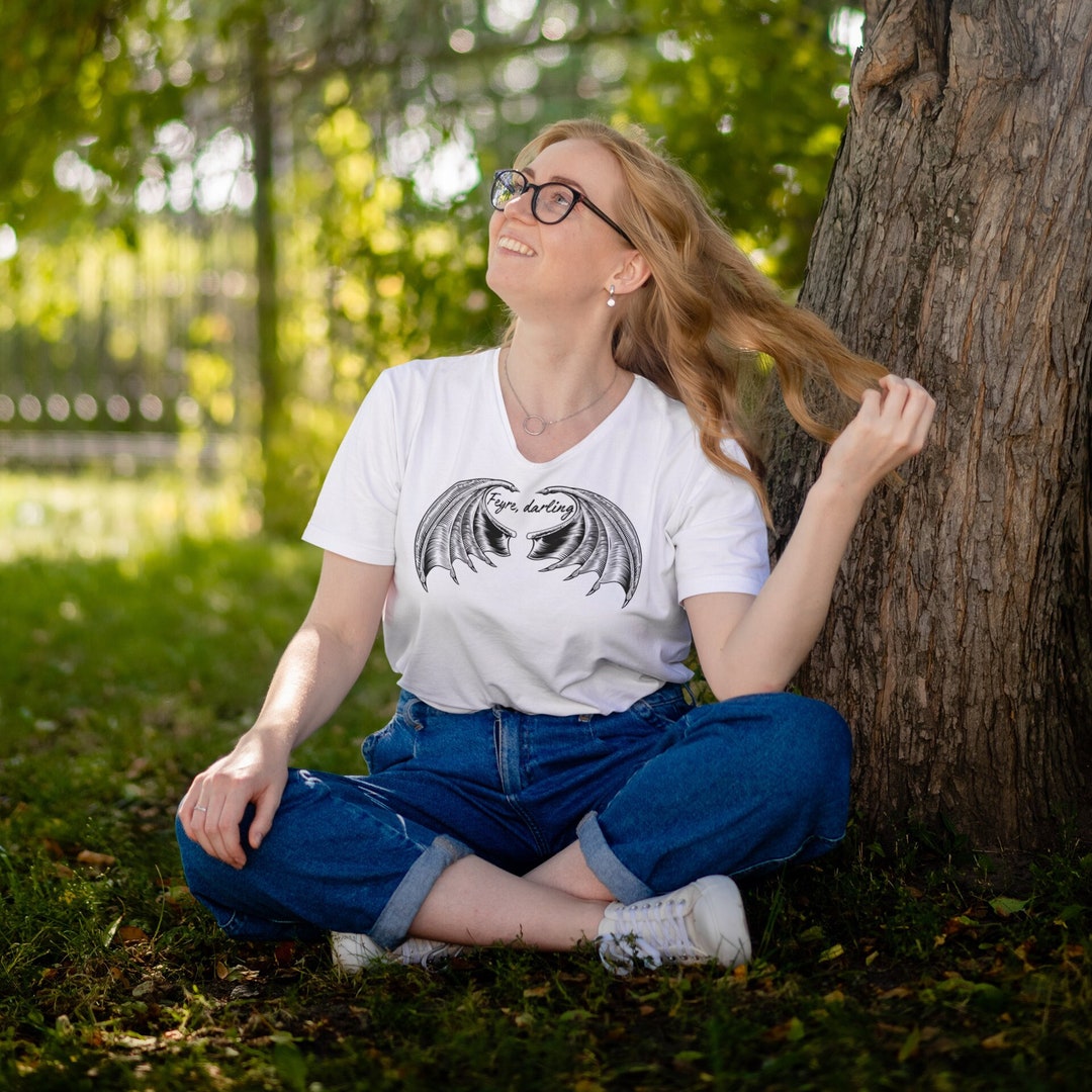 Feyre Darling ACOTAR Tshirt, A Court of Thorns and Roses Merch, Rhysand ...