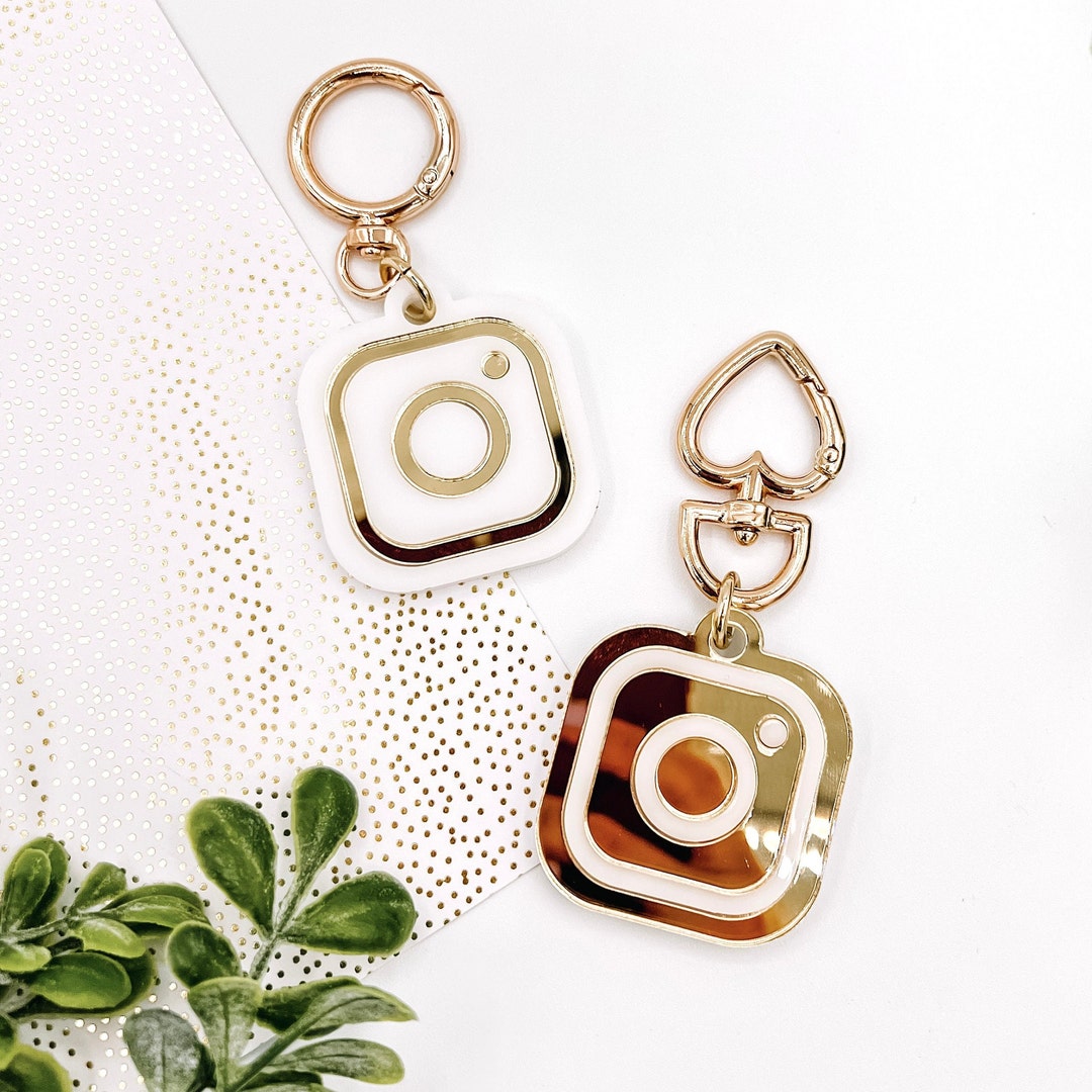 Instagram Smart NFC Keychain for Social Media and Digital Business Card ...