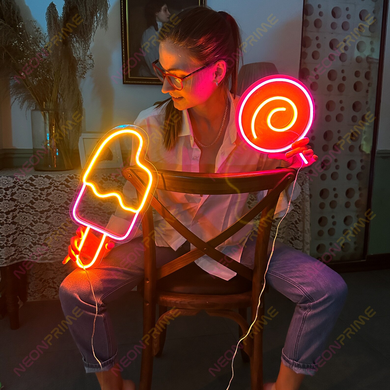 Handmade Neon Signs - Custom LED Neon Lights - Neon Signs, Family Name ...