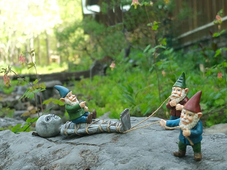 Alien Gnomes Dwarf Set Funny Gnomes Decor Set With UFO Theme Garden ...
