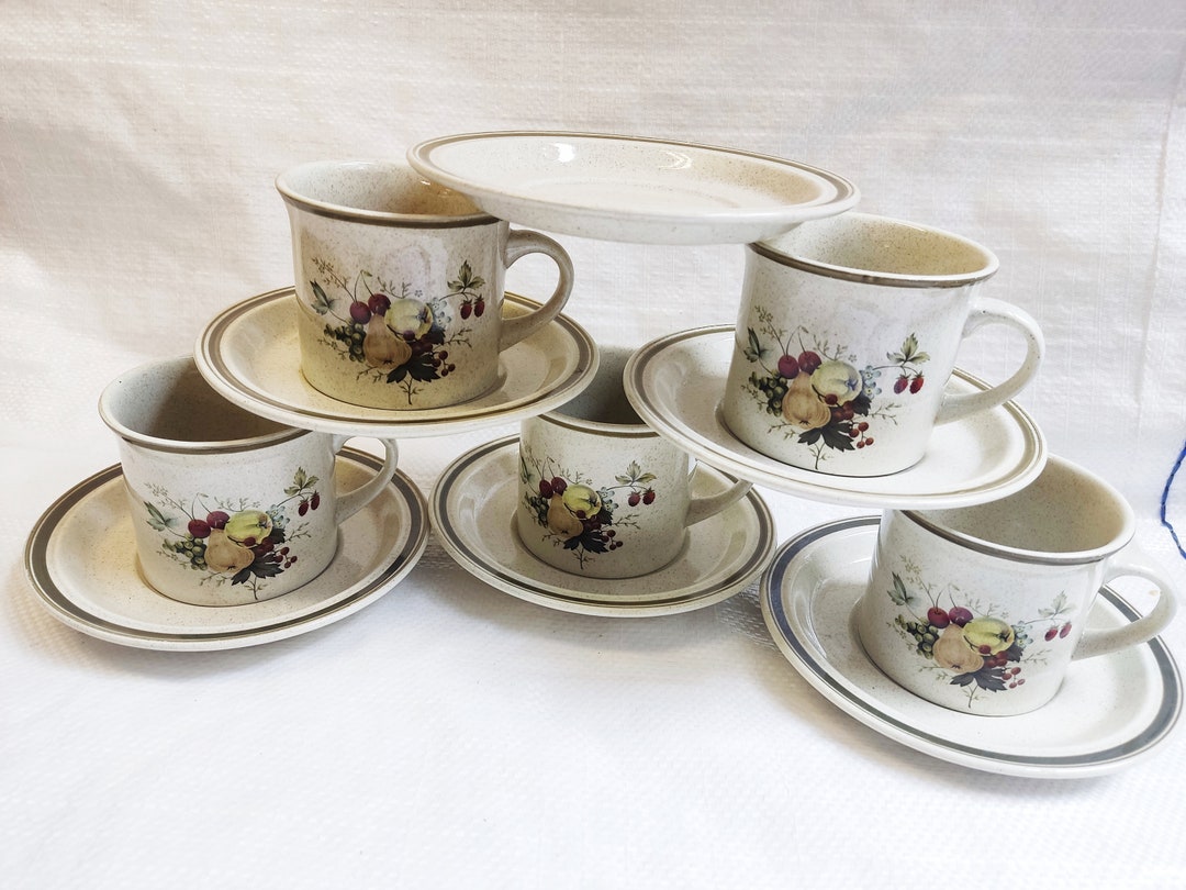 ROYAL DOULTON Cornwall Cups and Saucers set of 5x Cups, 6x Saucers ...